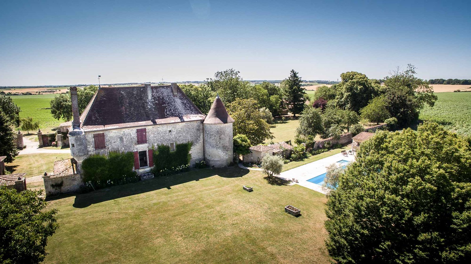 Découvrez le Château idéal en Charente Maritime - Château de Théon officiel